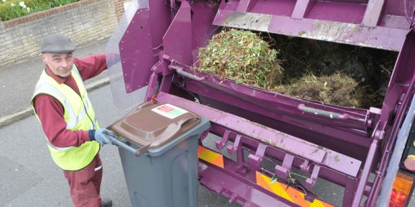 Garden waste collections are go! - Newsroom